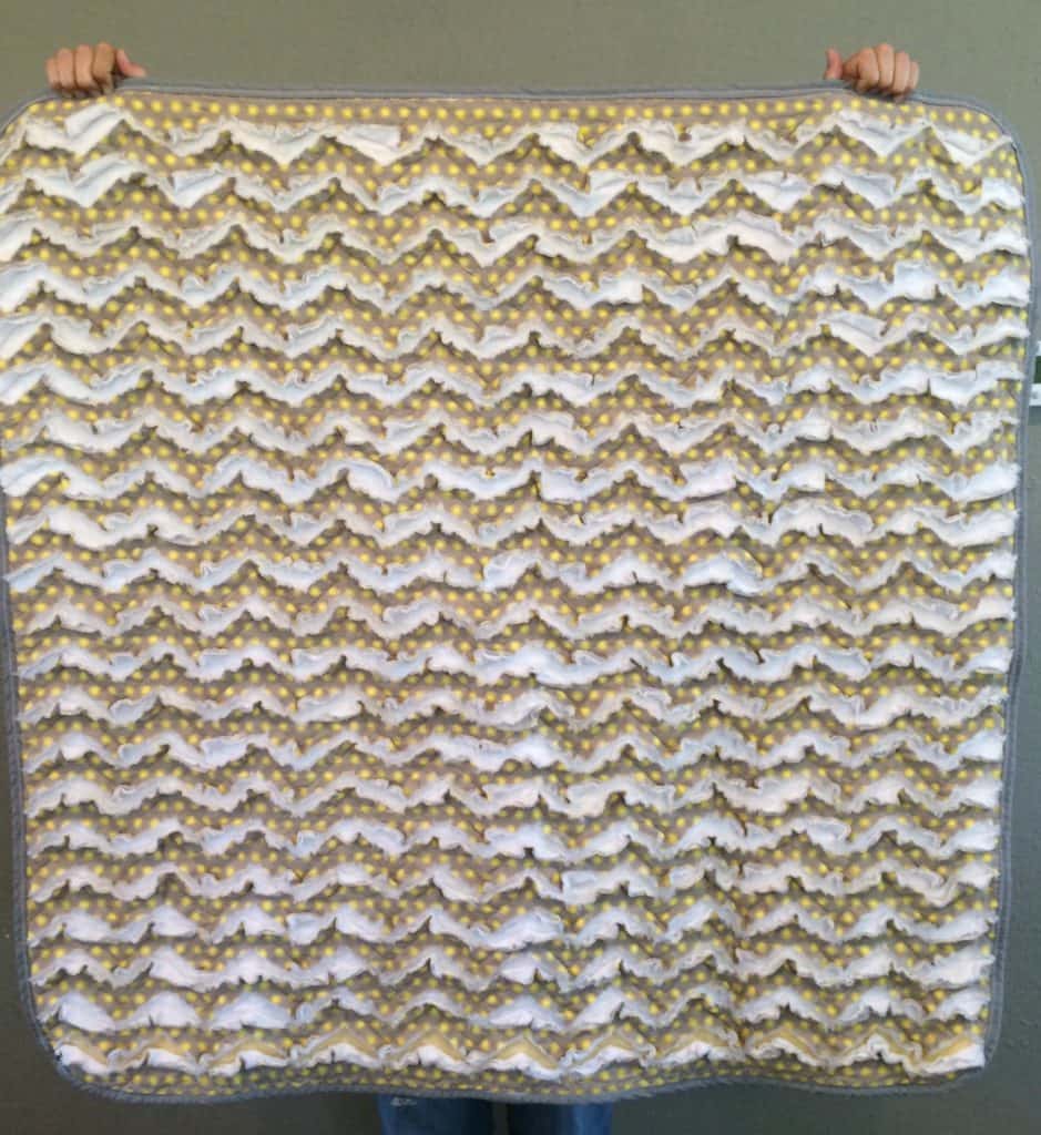 Easy Chevron Zig Zag Rag Quilt Tutorial